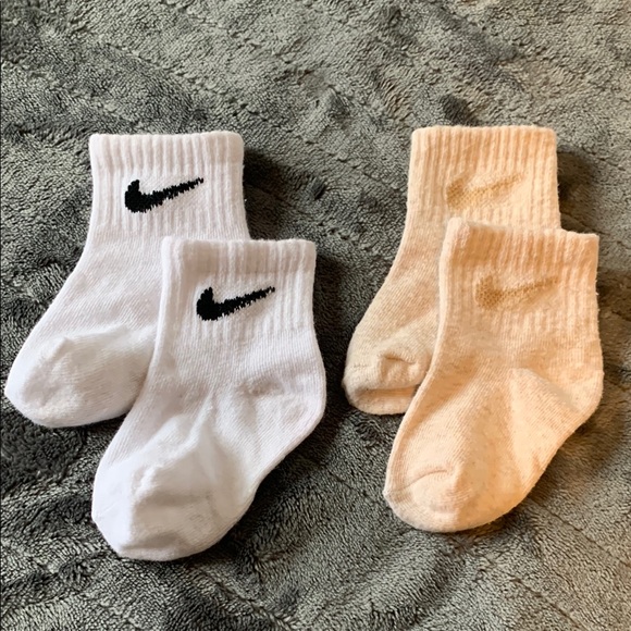 Nike | Accessories | Nike White And Cream Ankle Socks With Ribbed Cuffs ...